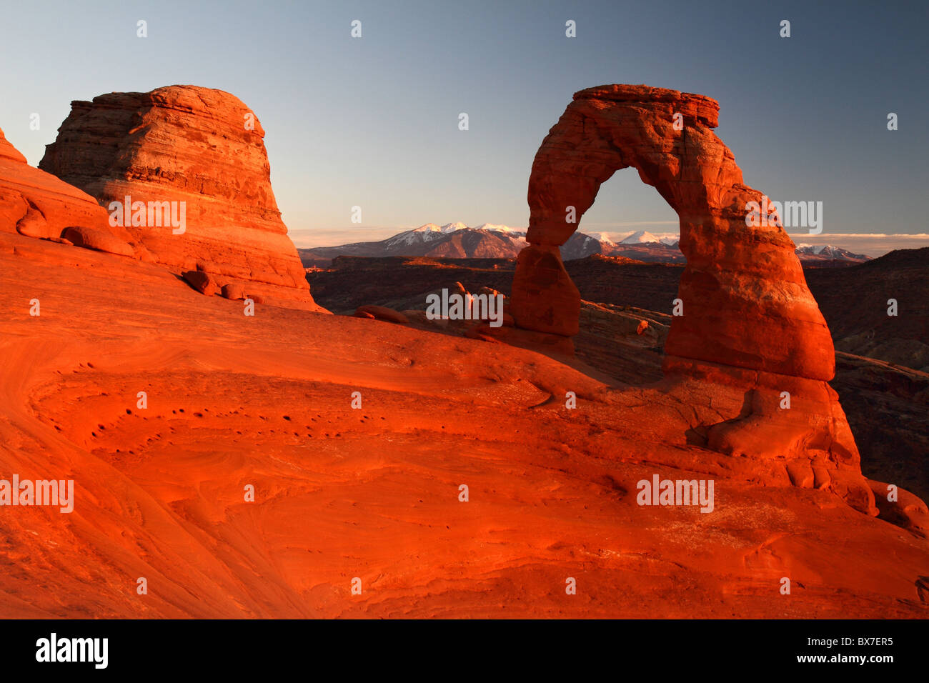 Delicate Arch sunset in Arches National Park, Utah Stock Photo - Alamy