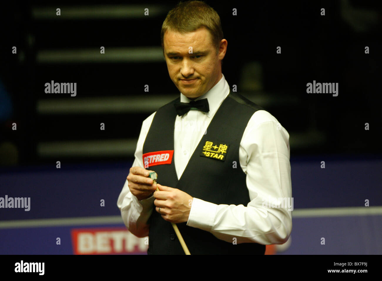 Stephen Hendry of Scotland (in Pic) in action again Anda Zhang of China ...