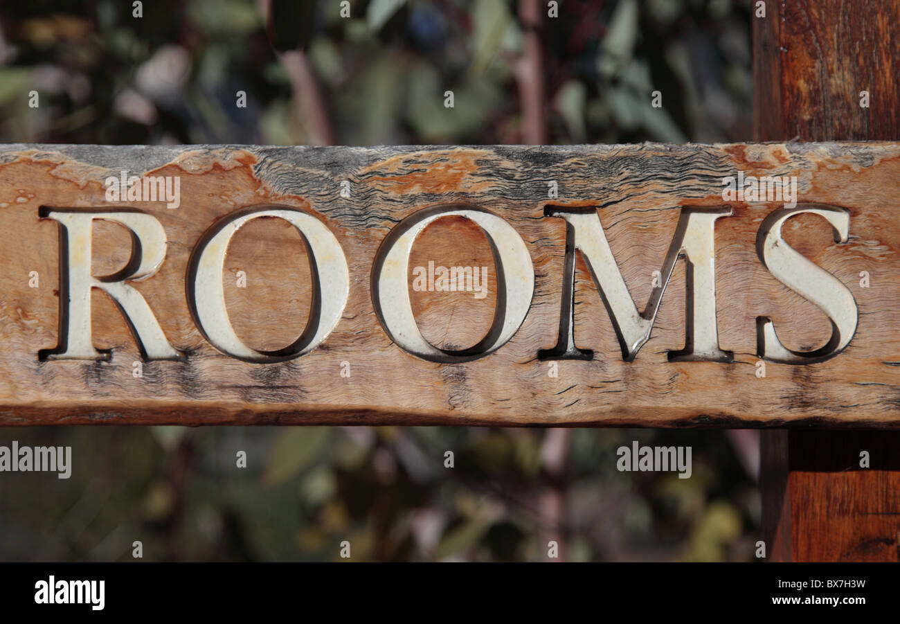 Accommodation sign hi-res stock photography and images - Alamy