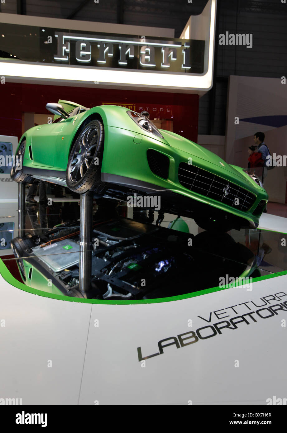Ferrari Hy-Kers Vettura Laboratorio Stock Photo - Alamy