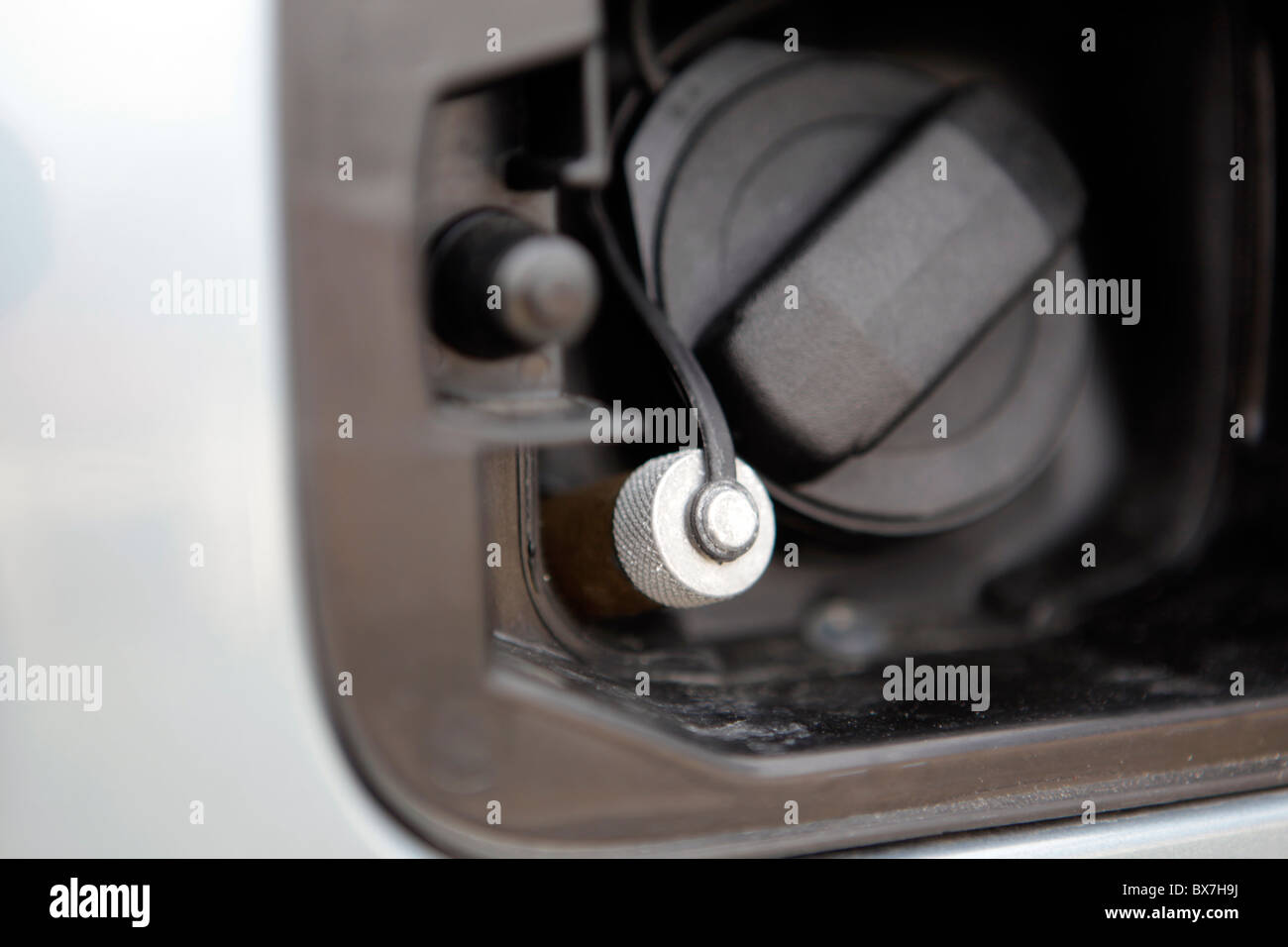 Skoda Octavia II 1,6 MPI LPG, petrol gas tank Stock Photo - Alamy