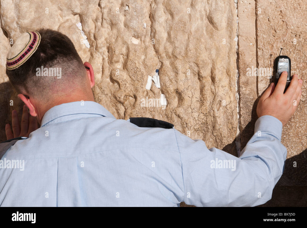 Israel mobile phone hi-res stock photography and images - Alamy