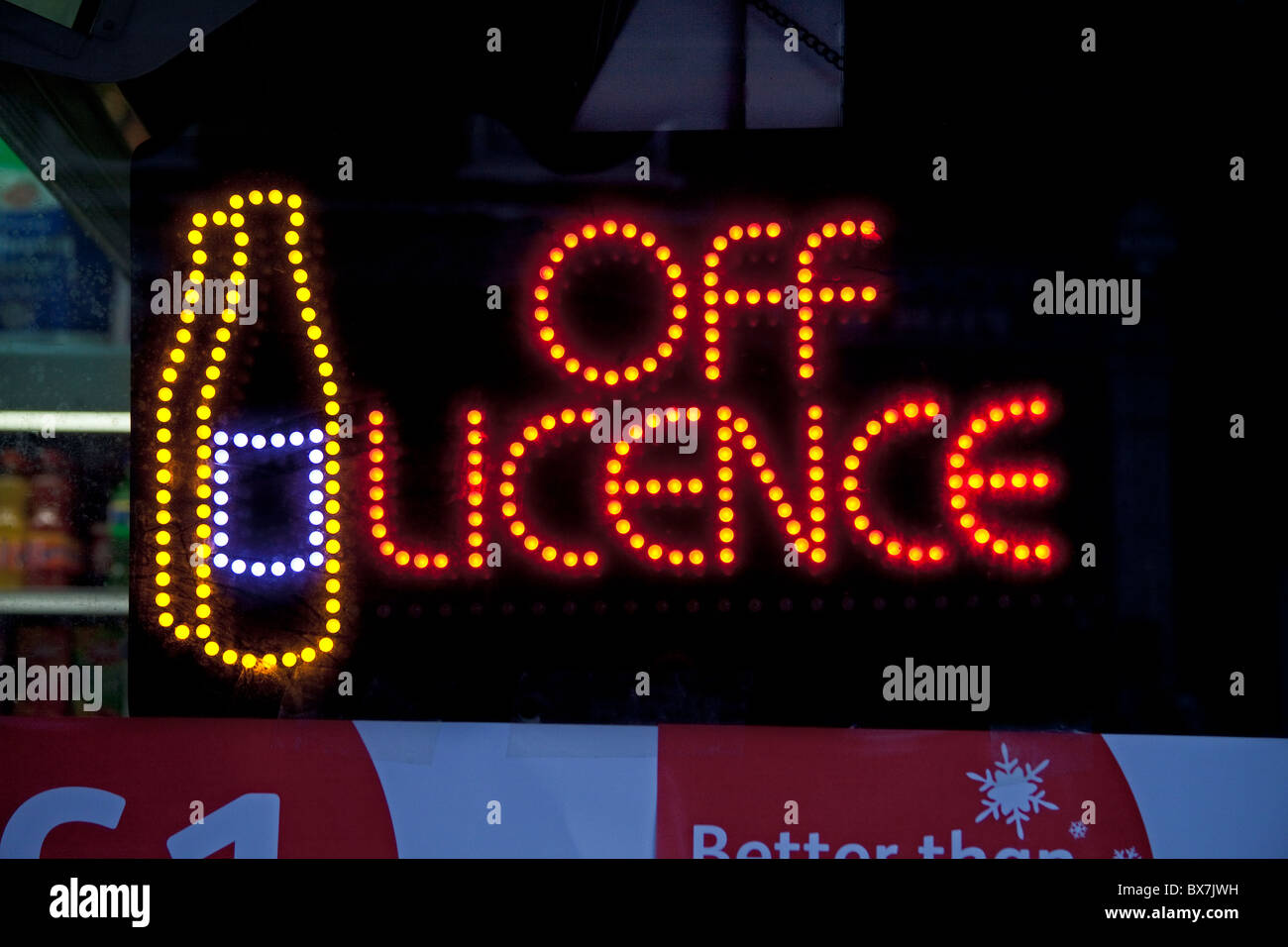 Off licence and sign hi-res stock photography and images - Alamy