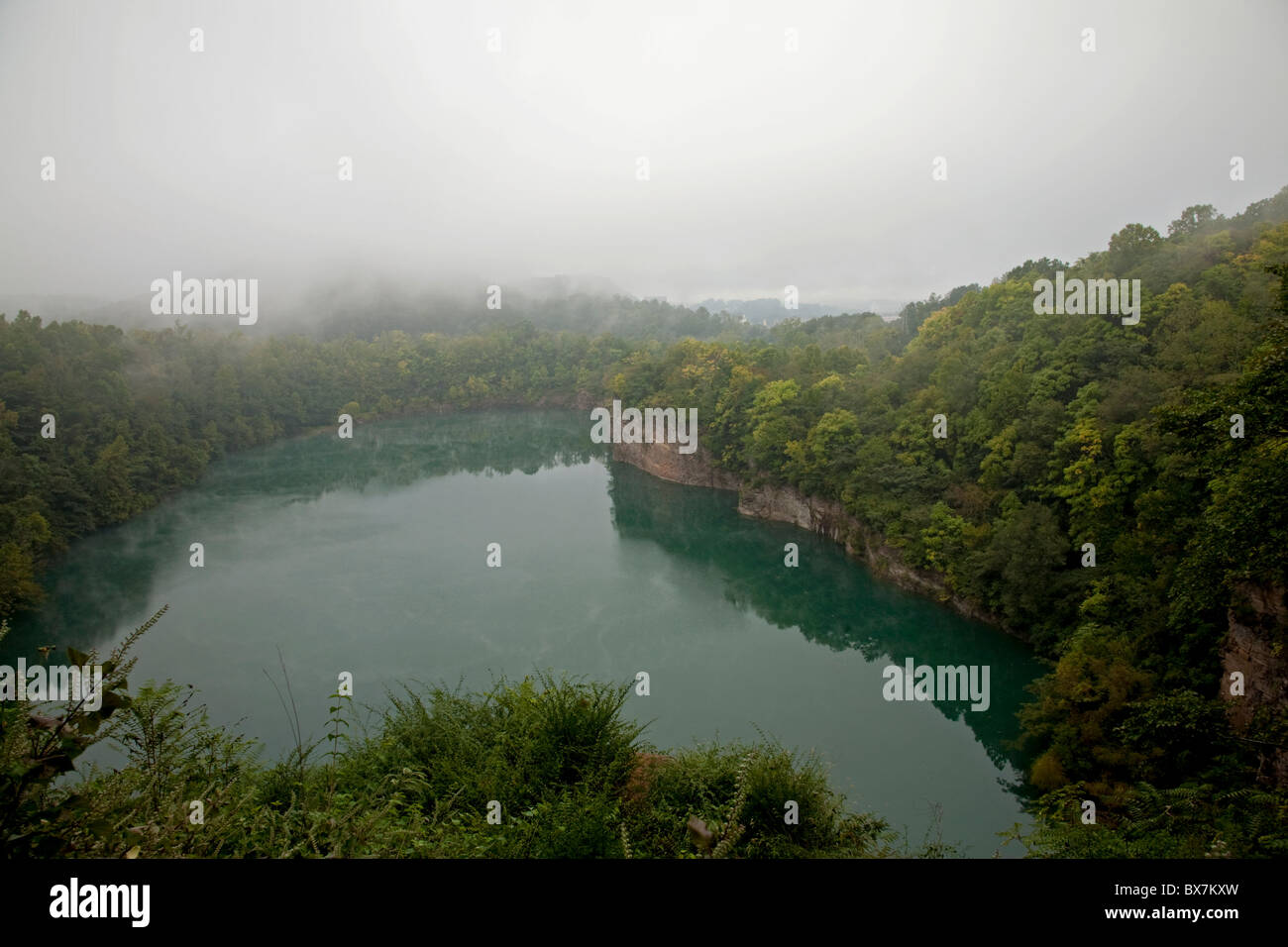 Water filled quarry hi-res stock photography and images - Alamy