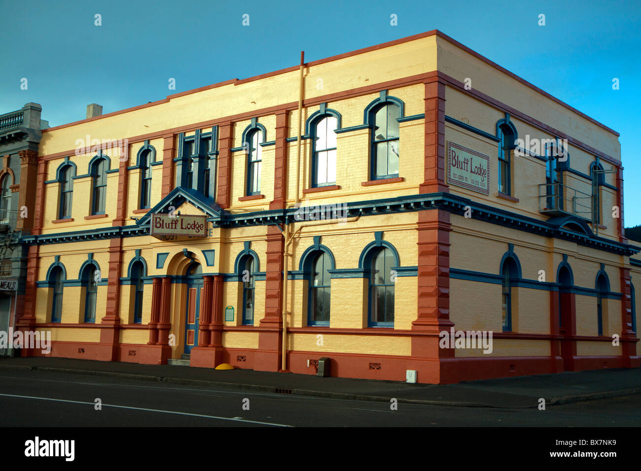 The Bluff Lodge in the centre of Bluff, southernmost port in New ...