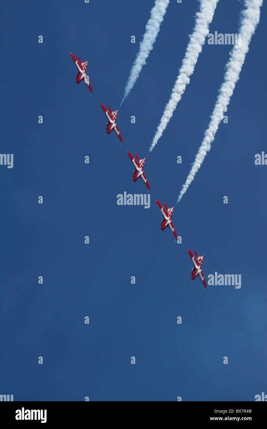 Canadian military aircraft hi-res stock photography and images - Alamy