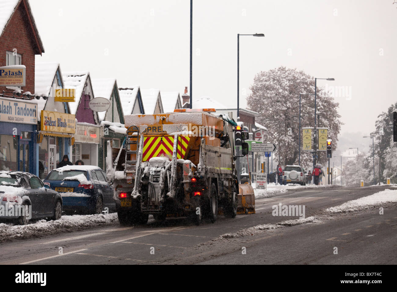 Snow clearing vehicles hi-res stock photography and images - Alamy