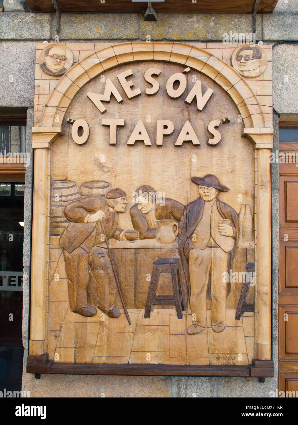 Spain restaurant sign hi-res stock photography and images - Alamy