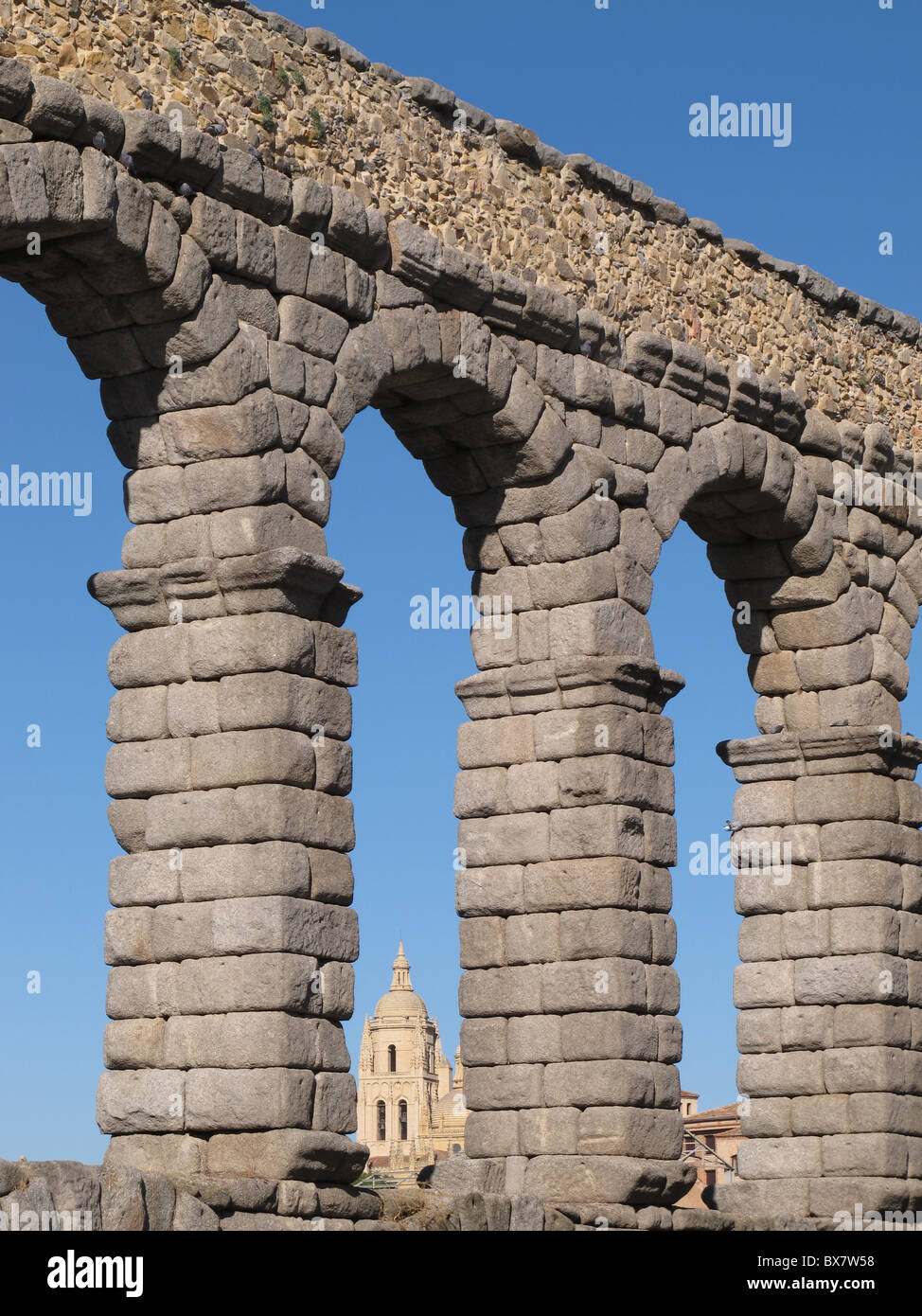 Aquaduct spain hi-res stock photography and images - Alamy