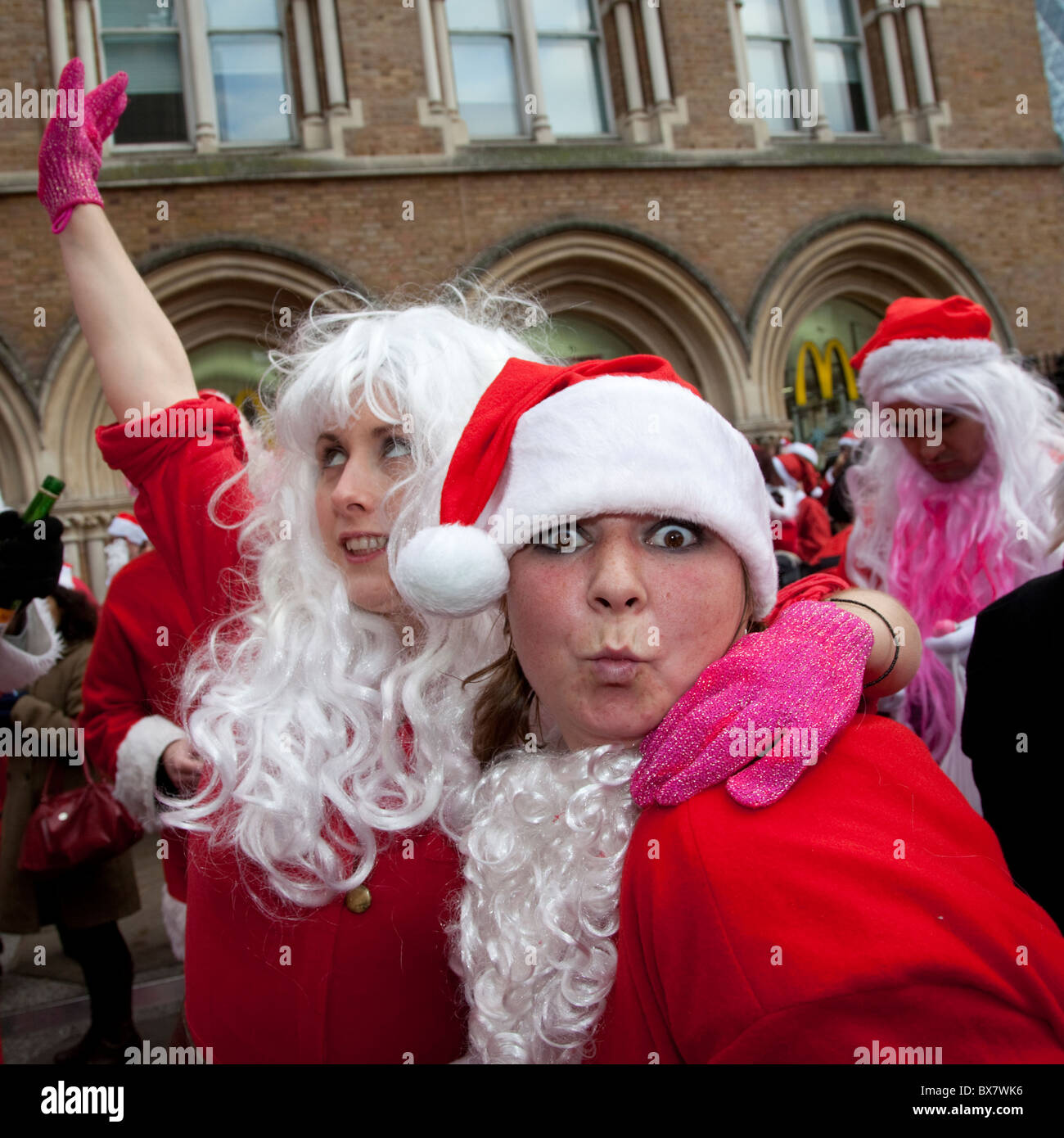LONDON, ENGLAND - Santacon London 2010 Stock Photo - Alamy