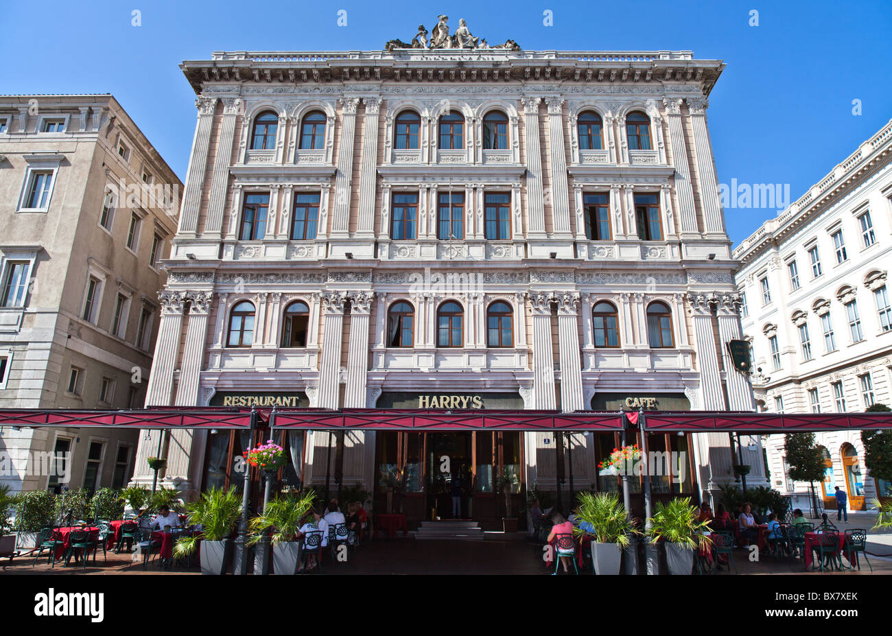 Bar trieste italy hi-res stock photography and images - Alamy