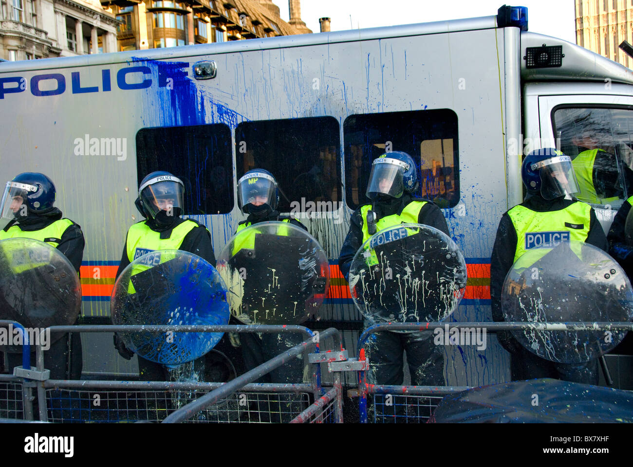 Tsg riot uniform hi-res stock photography and images - Alamy