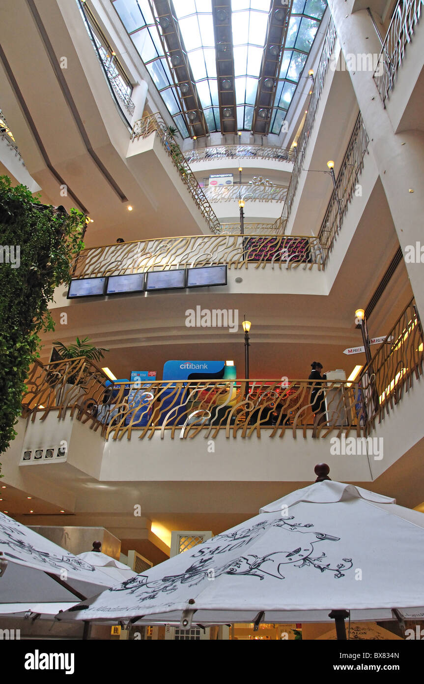 Emporium mall bangkok hi-res stock photography and images - Alamy