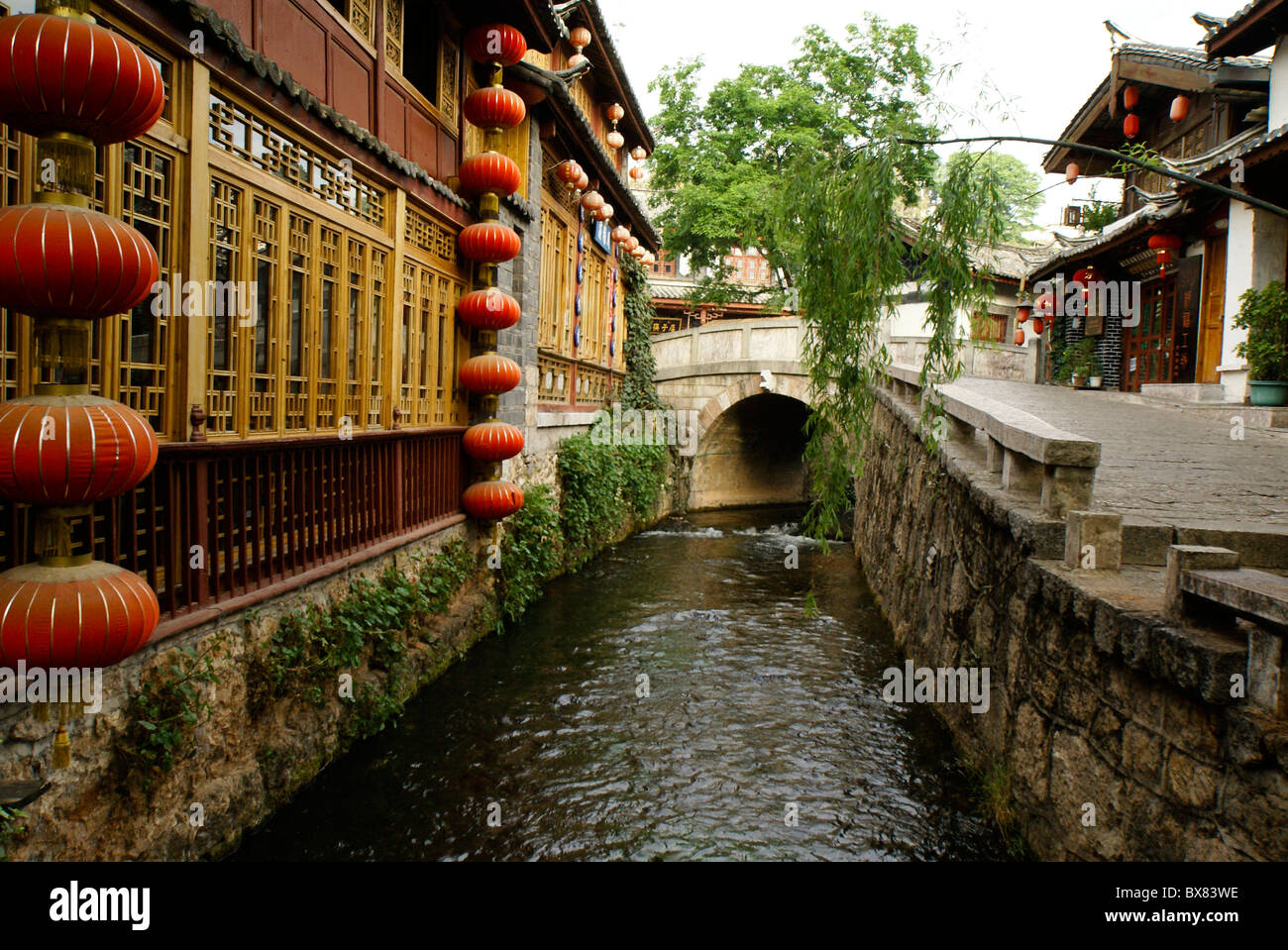 Dayan hi-res stock photography and images - Alamy