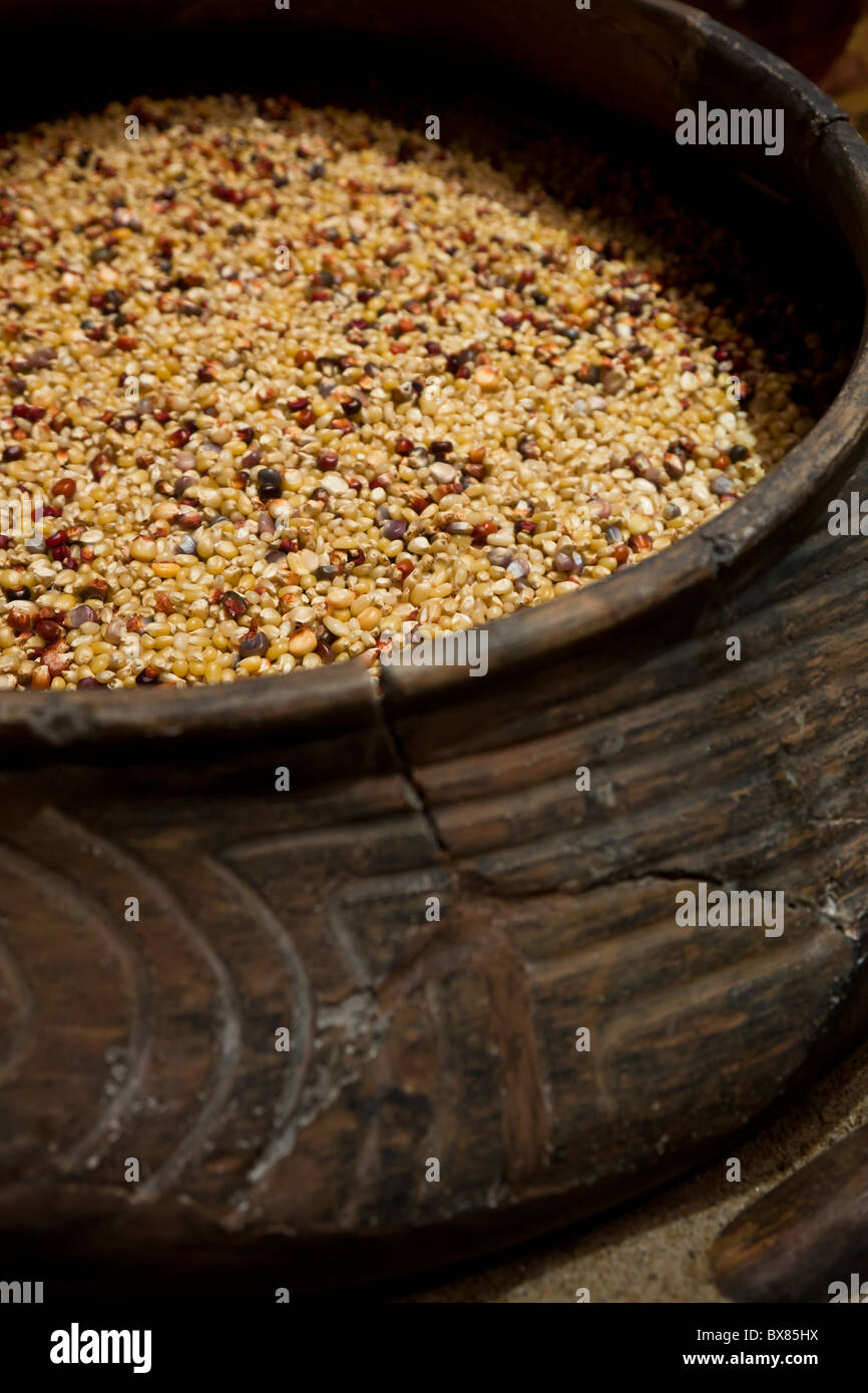 Cooking vessels hi-res stock photography and images - Alamy