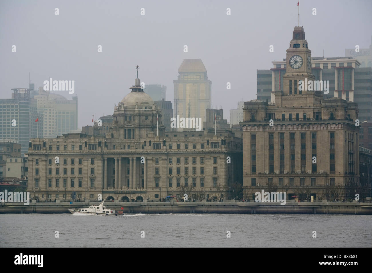 The bund river hi-res stock photography and images - Alamy