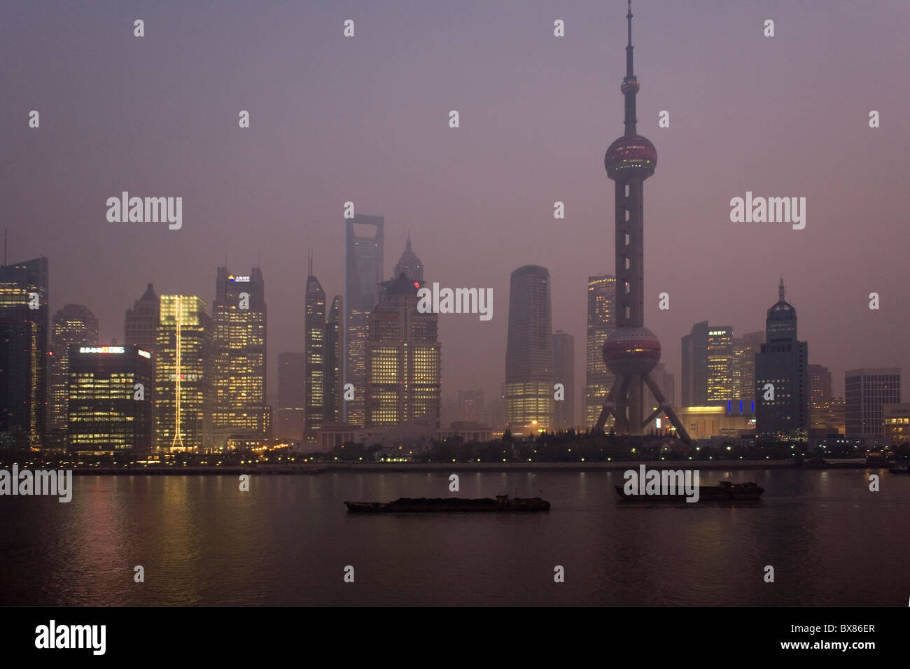Dusk pearl hi-res stock photography and images - Alamy