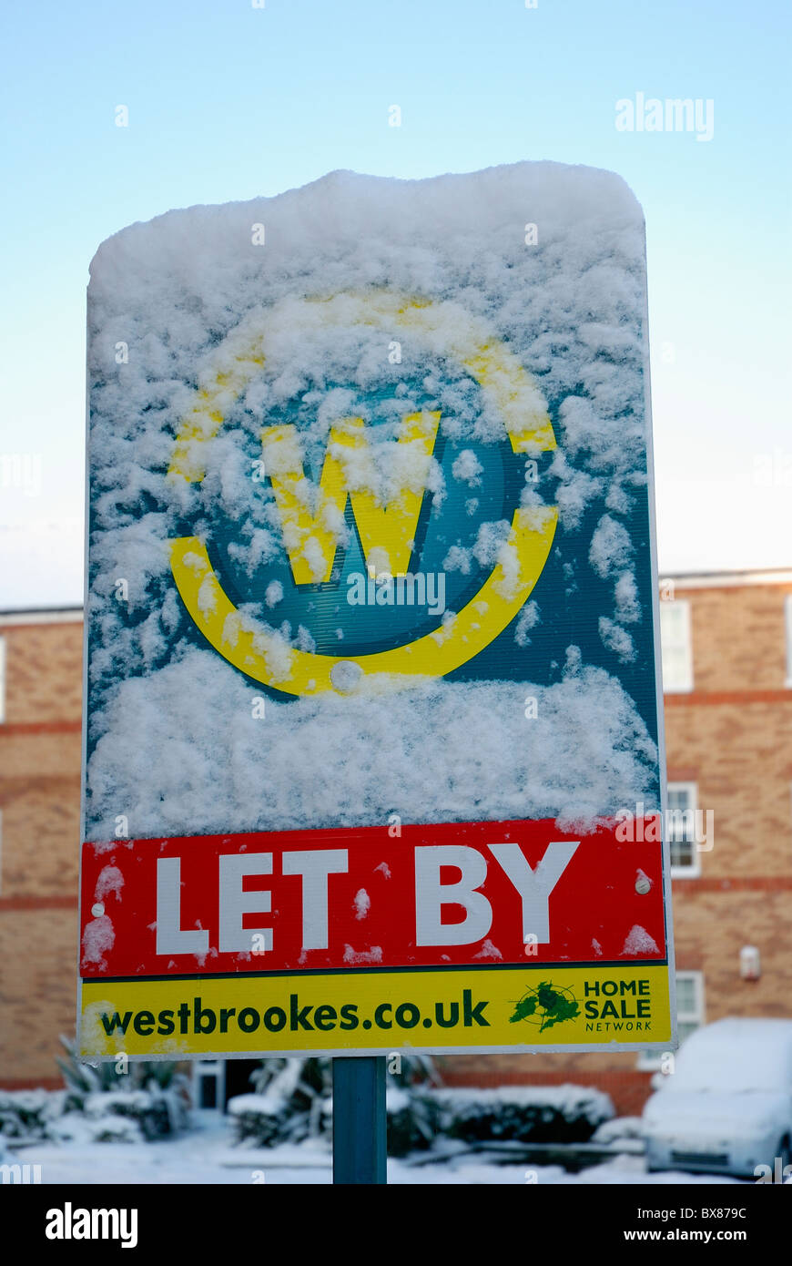 Renting sign hi-res stock photography and images - Alamy