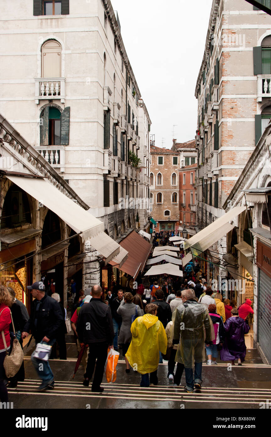 Venice people crowd hi-res stock photography and images - Alamy
