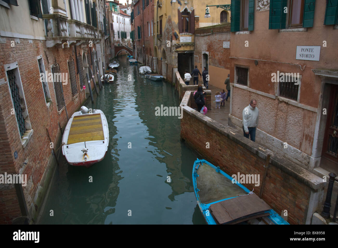 Local canal walk hi-res stock photography and images - Alamy