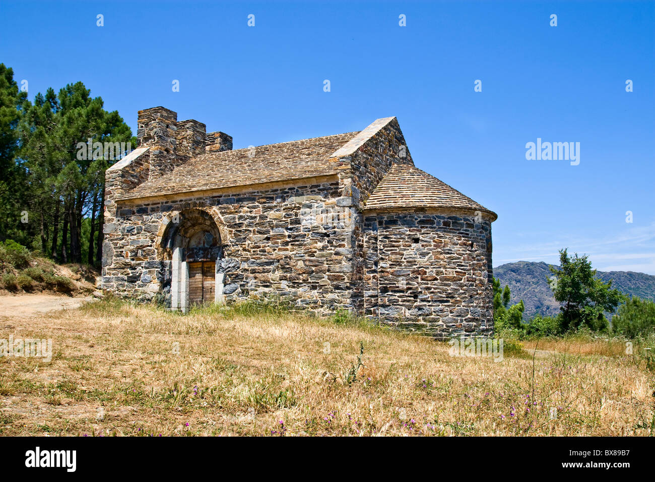 Historical romanesque church hi-res stock photography and images - Alamy