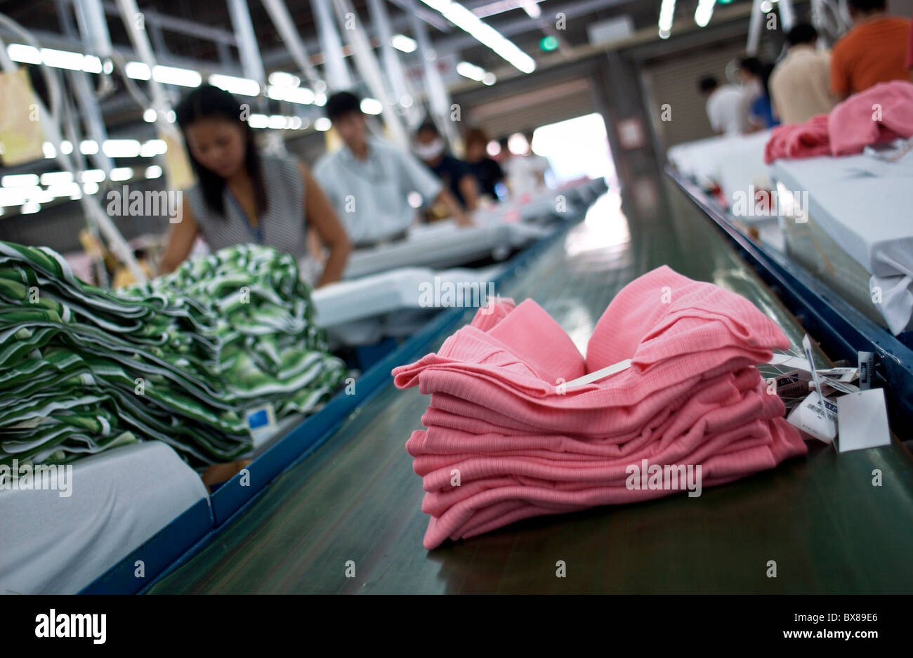 Saipan workers hi-res stock photography and images - Alamy