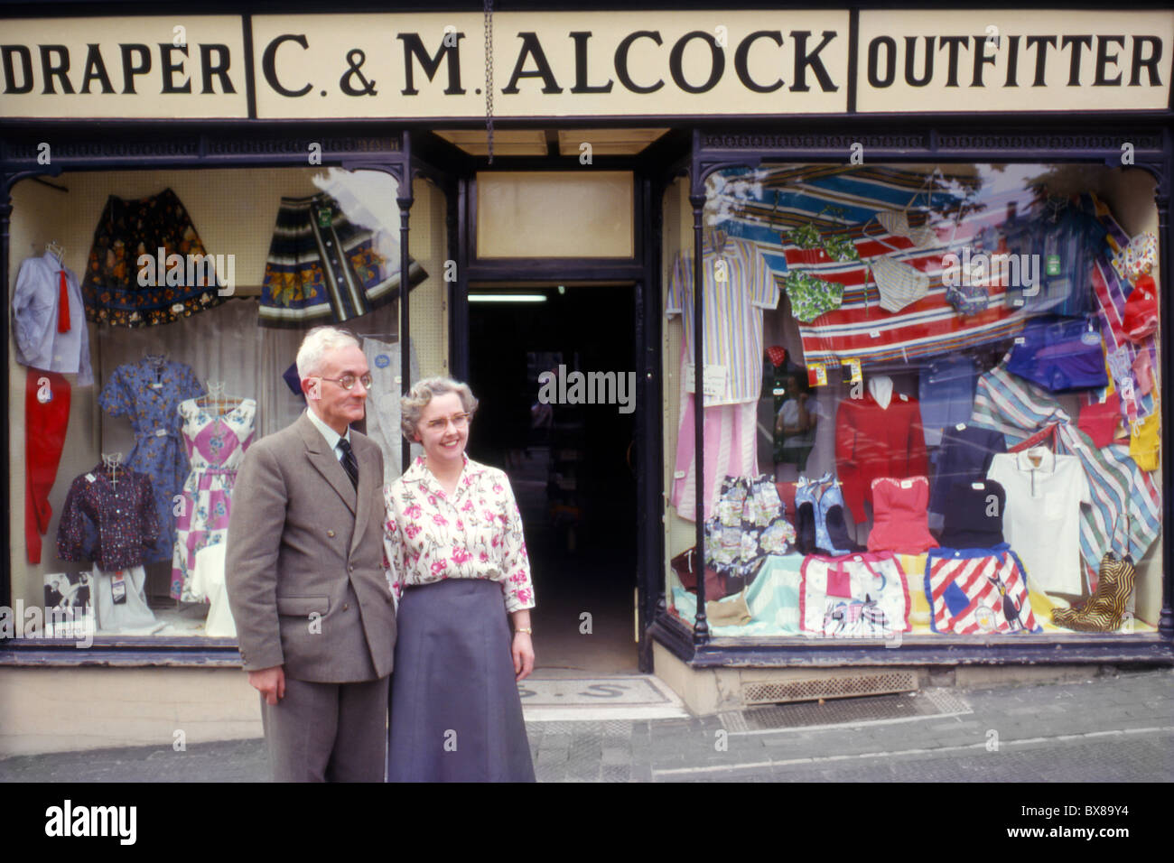Draper shop england hi-res stock photography and images - Alamy