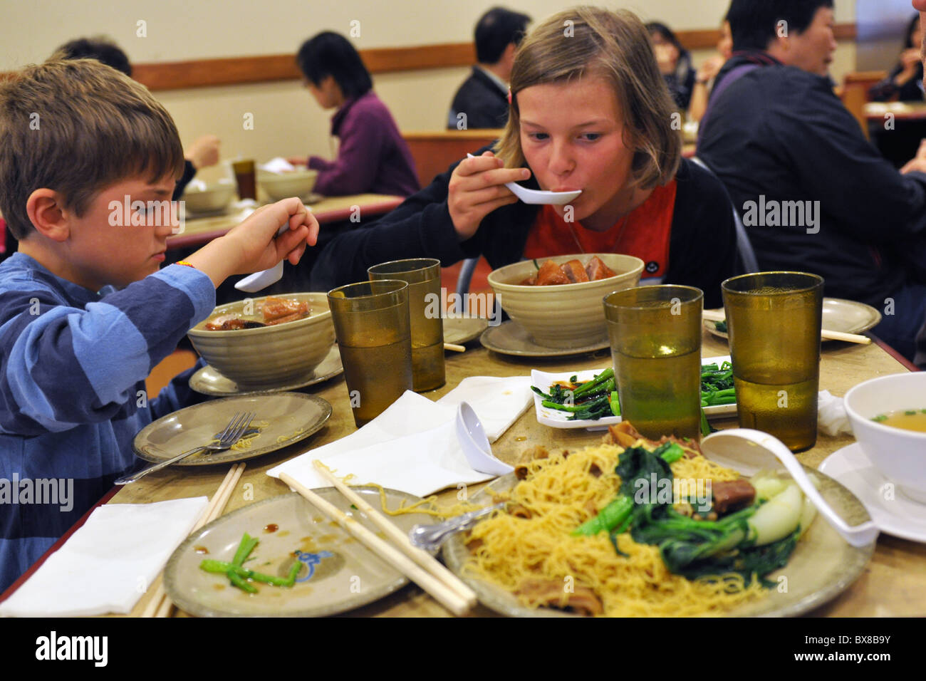 A family eat Chinese food, Chinatown, San Francisco MODEL RELEASED ...