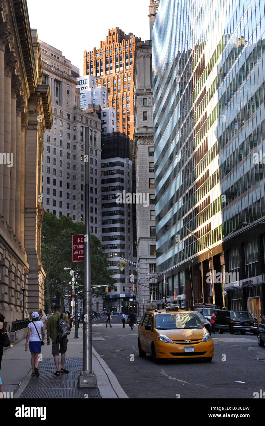New york high rise building hi-res stock photography and images - Alamy
