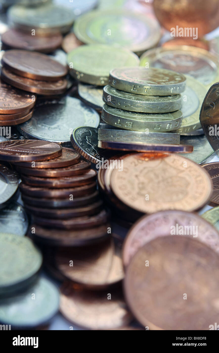 1 one pile of 1p coins hi-res stock photography and images - Alamy