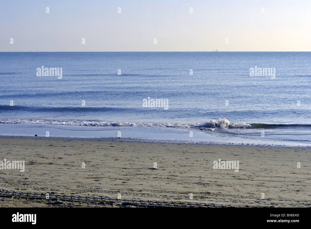 Tidal wave approaching hi-res stock photography and images - Alamy