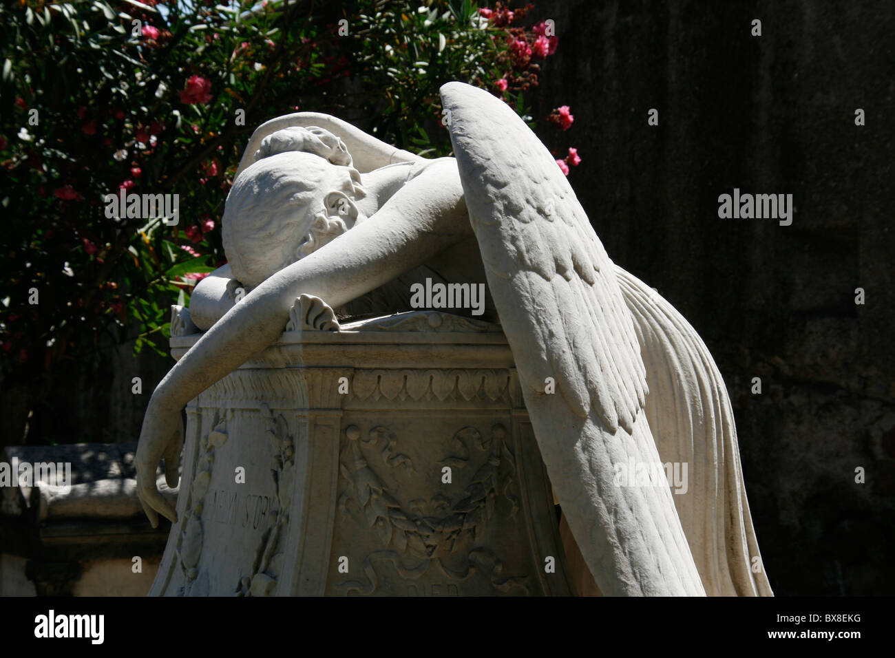 gravestone statue in protestant cemetery near piramide, rome Stock ...