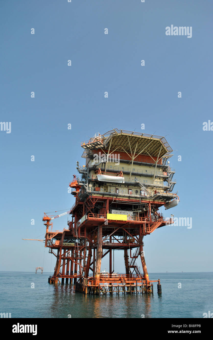 Gas platform italy hi-res stock photography and images - Alamy