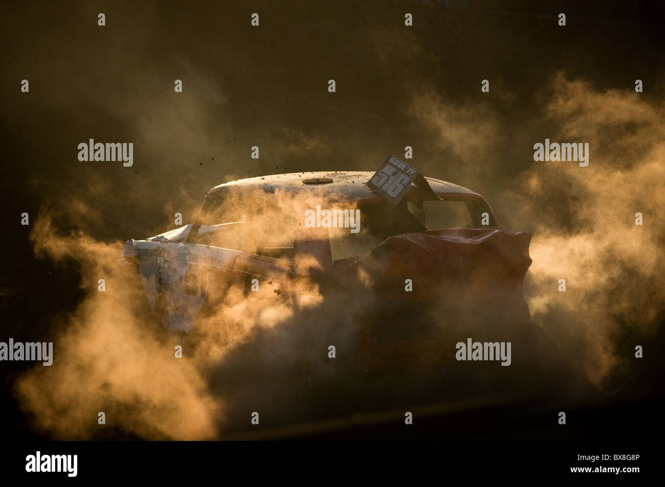 Banger racing smashed up car hi-res stock photography and images - Alamy