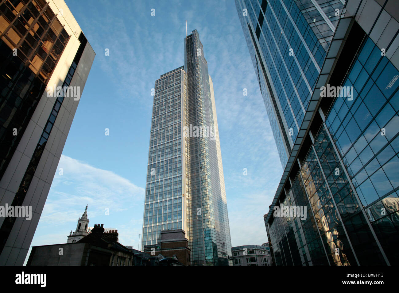 Heron tower hi-res stock photography and images - Alamy