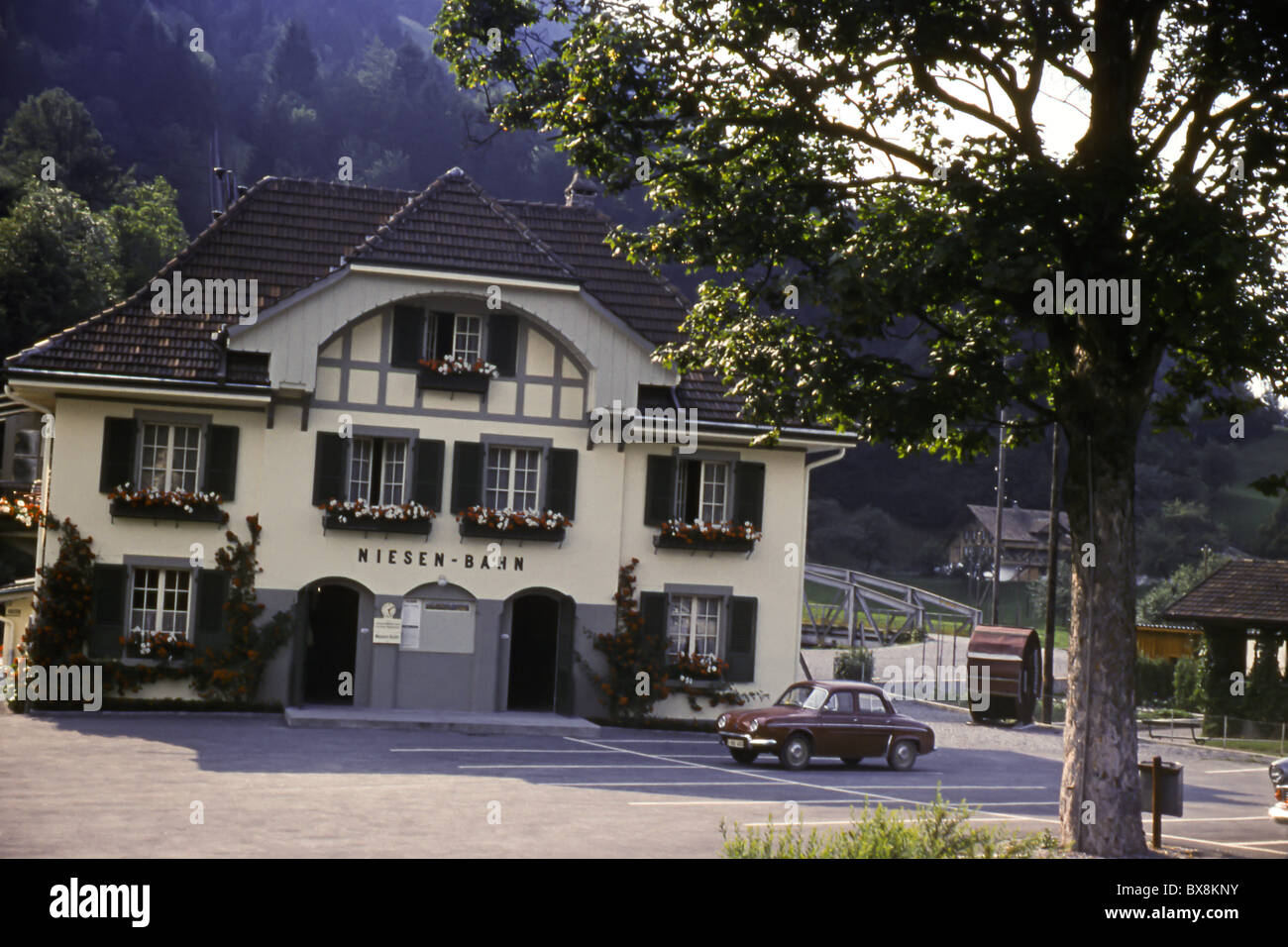Funicular thunersee beatenberg hi-res stock photography and images - Alamy