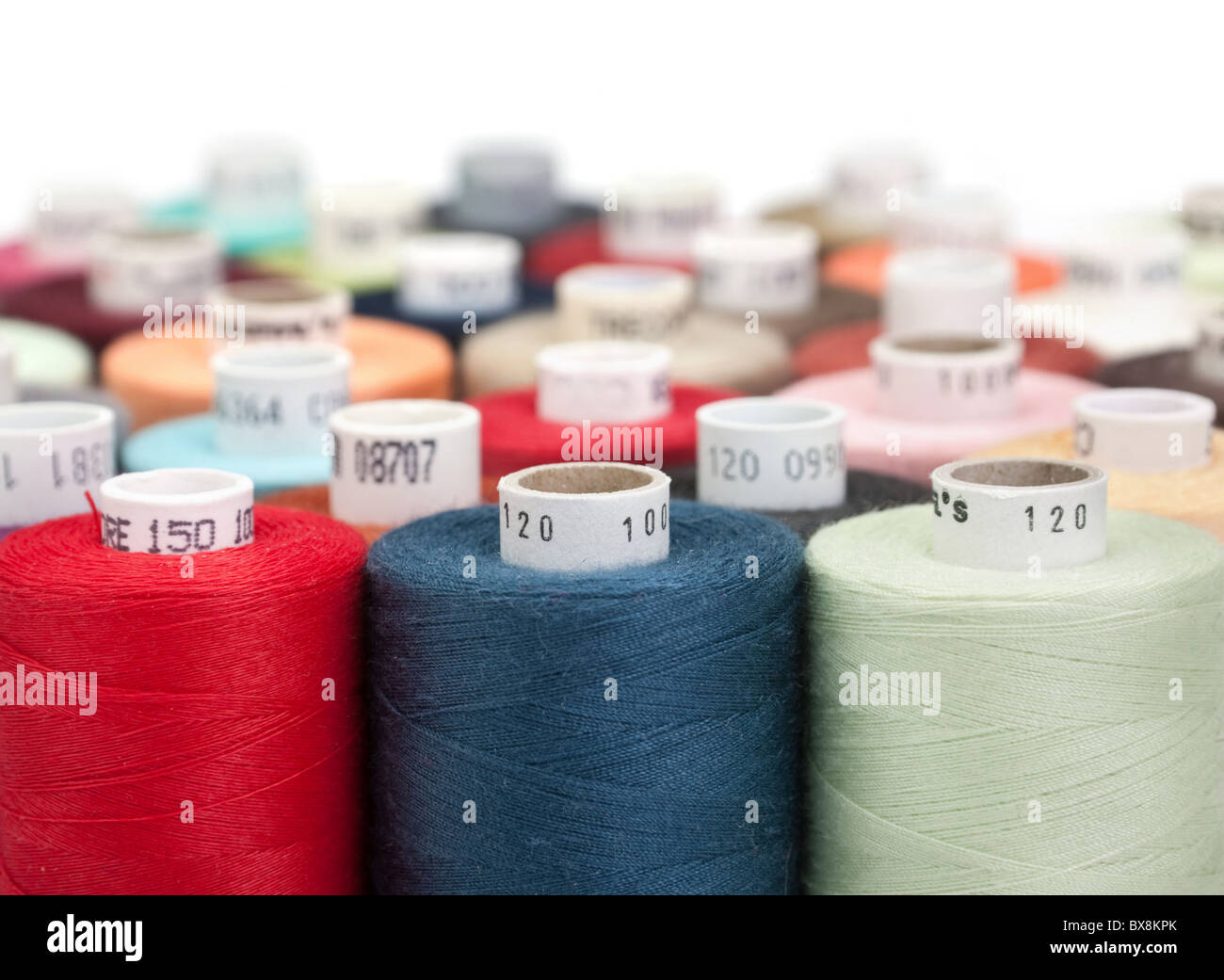 Thread string hi-res stock photography and images - Alamy