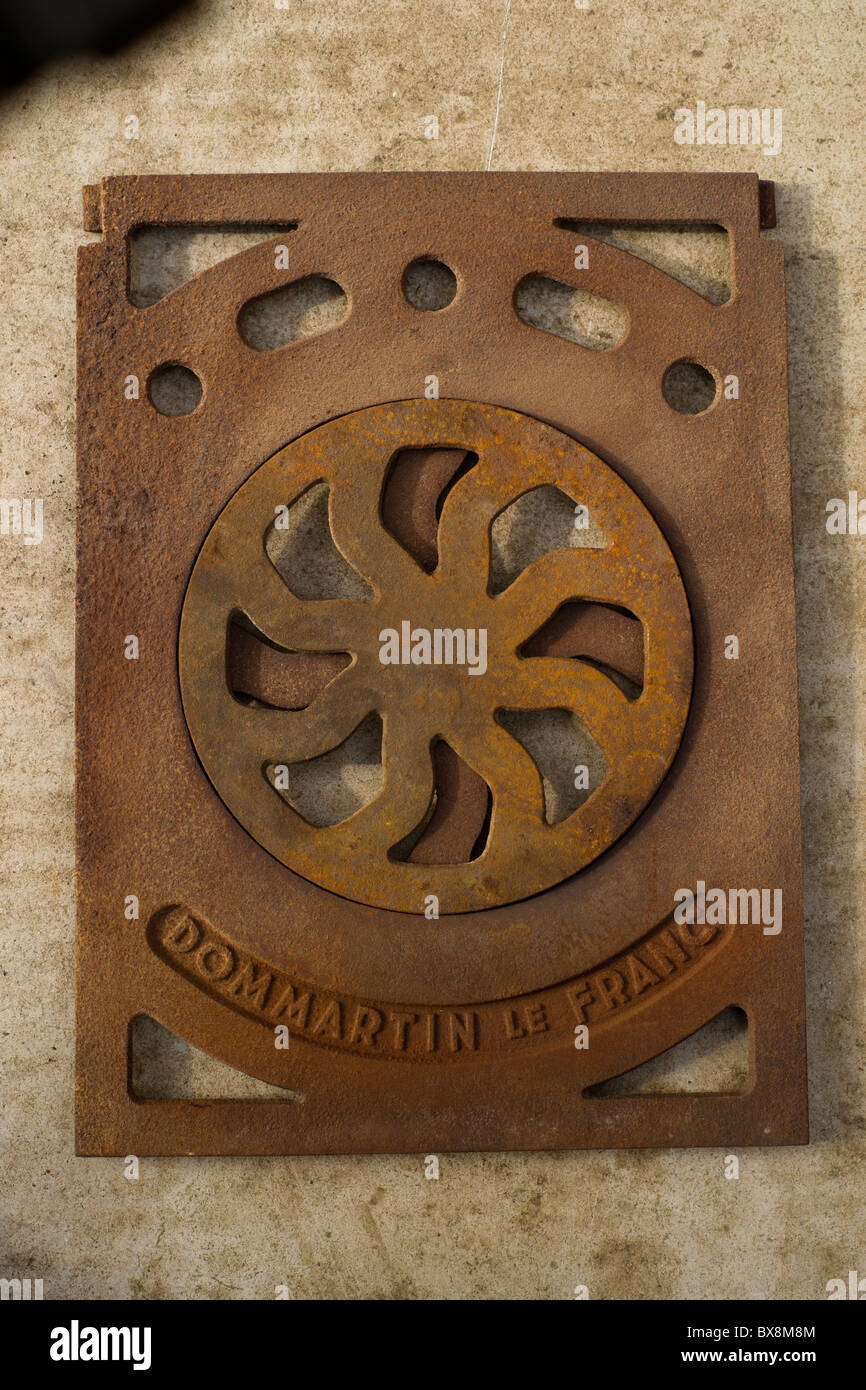 Wood burning oven plate Stock Photo - Alamy