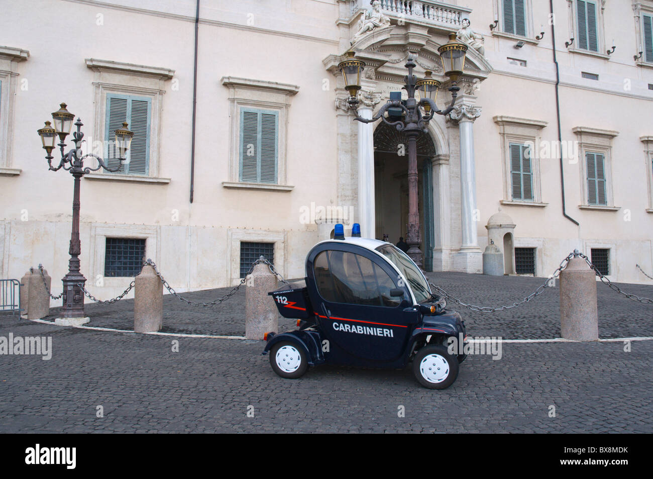 Smart car police car hi-res stock photography and images - Alamy