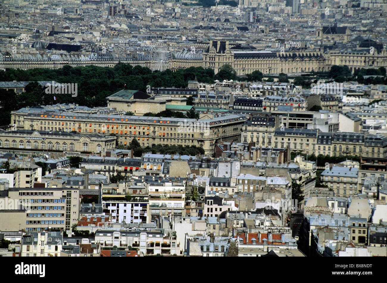Cityscape view of the Louvre as seen from the Eiffel Tower, Paris ...