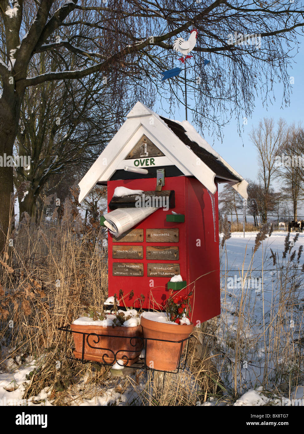 Colourful mailbox hi-res stock photography and images - Alamy