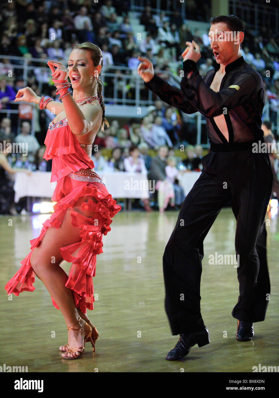Ballroom dancer hi-res stock photography and images - Alamy