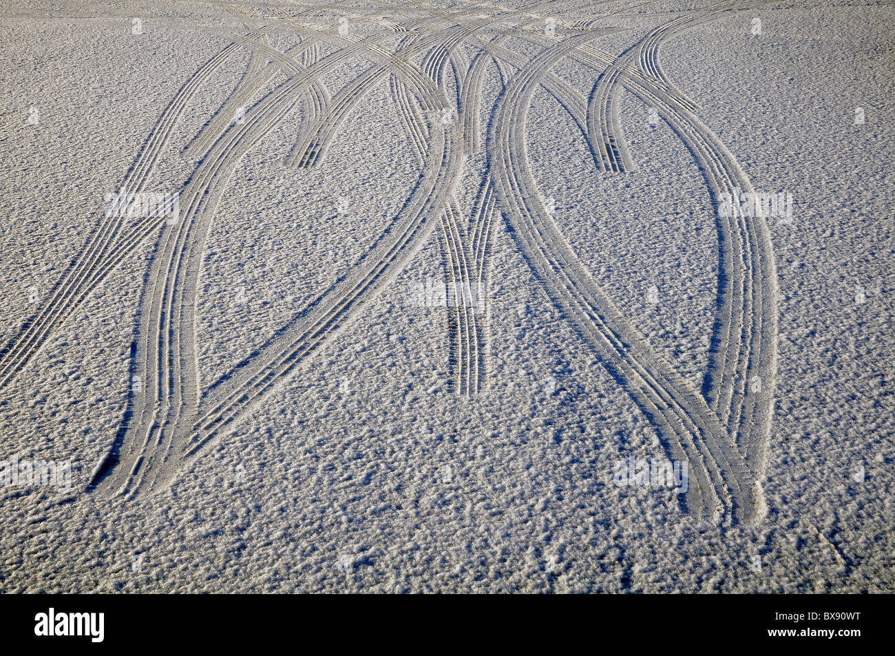 tyre tracks in snow Stock Photo - Alamy