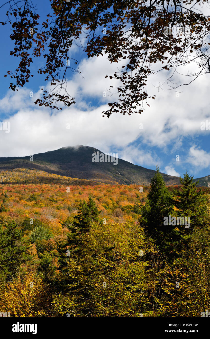 Flume gorge mount liberty hi-res stock photography and images - Alamy