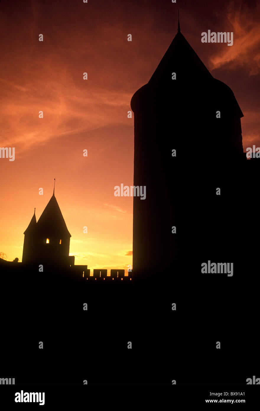 walled town, feudal stronghold, citadel, military fortress, Cathar Wars ...