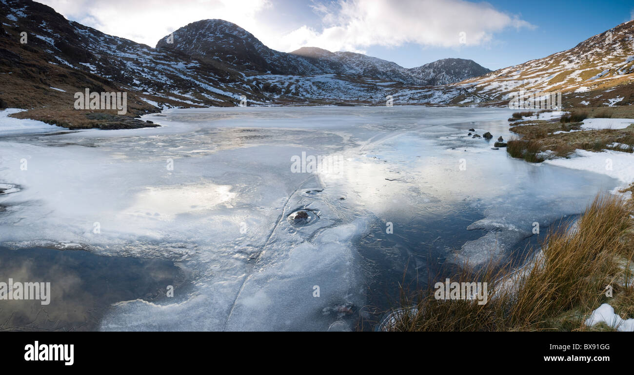 Styhead tarn hi-res stock photography and images - Alamy