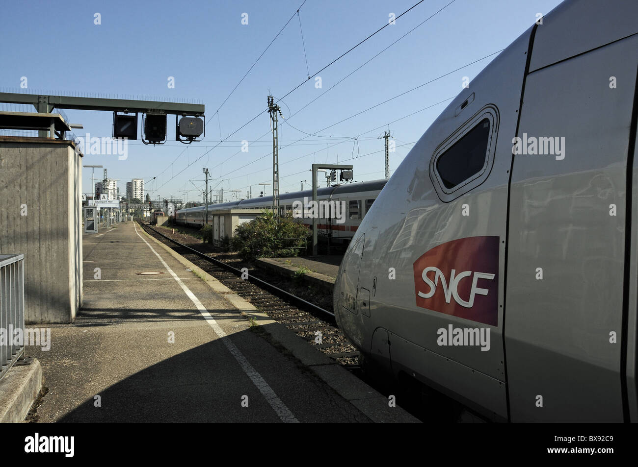 French railways tgv passenger train hi-res stock photography and images ...