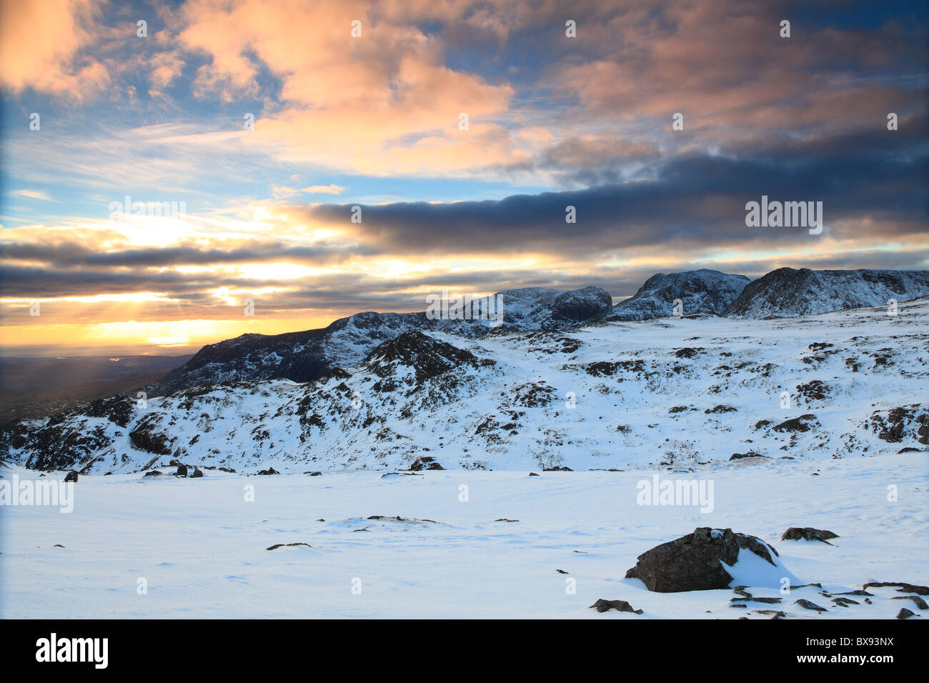 Winter Sunset over Scafell PIke, Englands Highest Mountain, Lake ...