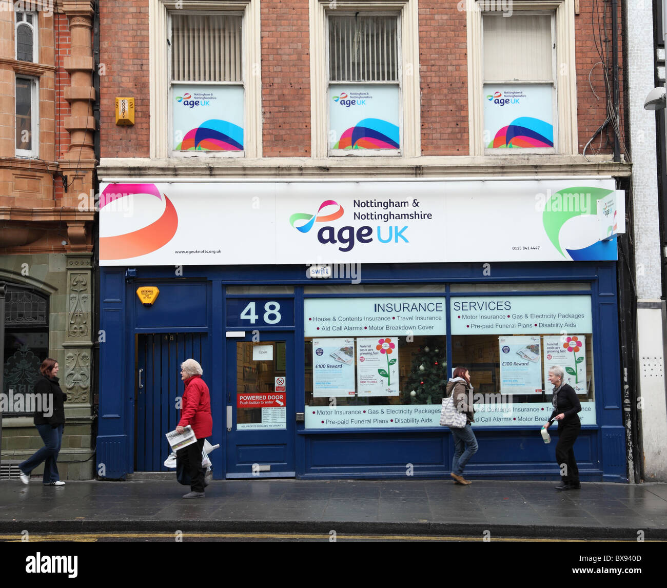 Age uk hi-res stock photography and images - Alamy