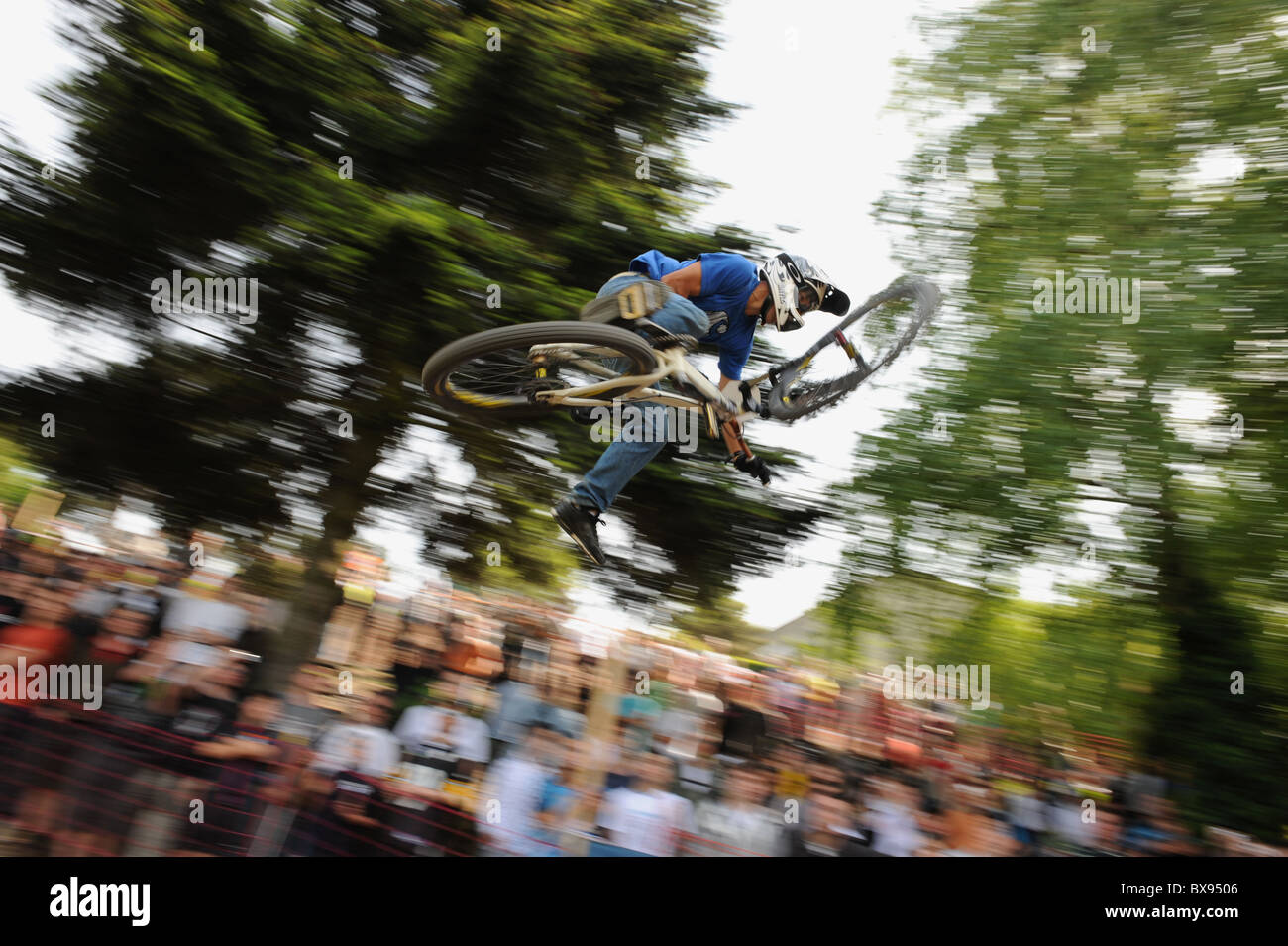 Big jump hi-res stock photography and images - Alamy